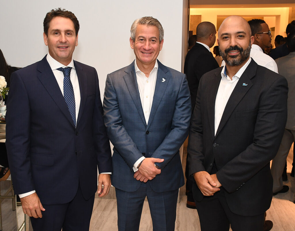 Memorial inaugura edificio con 11 capillas - Con Sentido Social