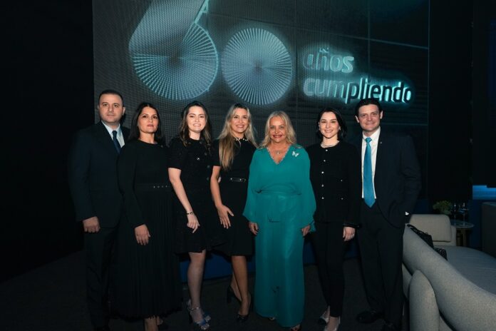 El Popular lleva 60 años iluminando ideas en República Dominicana - Con ...